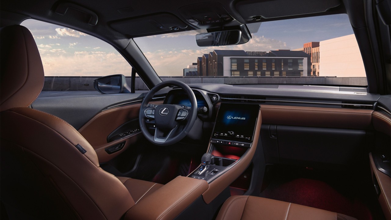 The Lexus LBX Self-Charging Hybrid | Lexus Europe