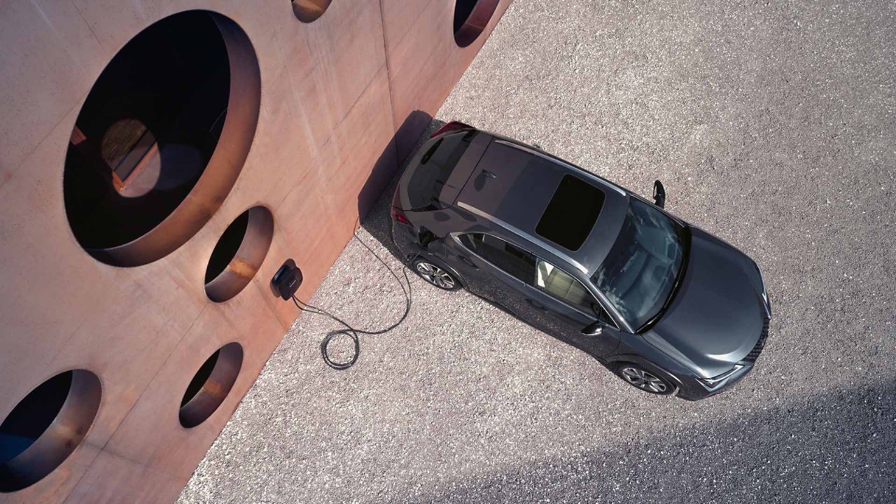 Lexus UX 300e | All Electric | Lexus Europe