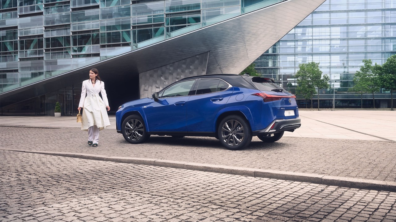 The Lexus UX 300h Pre Sales | Lexus Europe